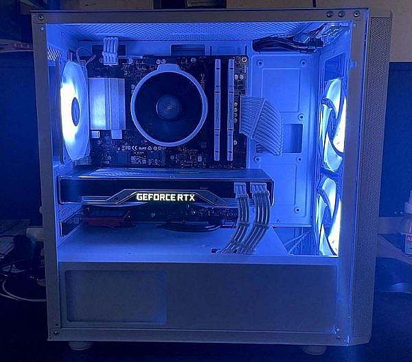 Understanding Gaming Computers: History, Features, Types